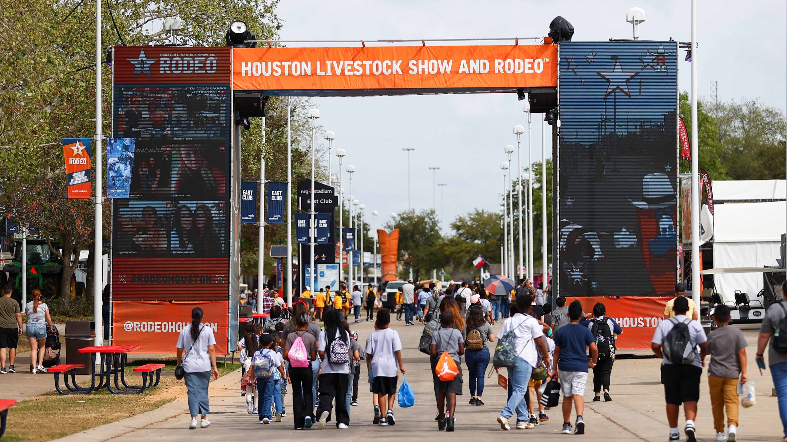 Tickets - Houston Livestock Show and Rodeo